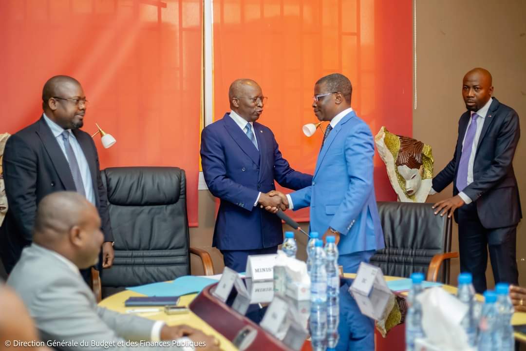 Gabon : Installation des Nouveaux Responsables de la DGBFIP et de la ...